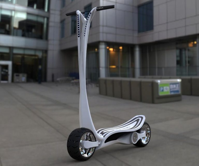 Foldable scooter lets treehuggers move around in style
