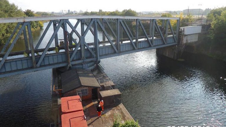 8 most impressive water bridges of the world