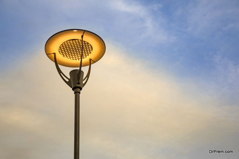 Why to Select LED lights for Parking Lot Poles?