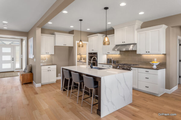 Four Ideas for White Quartz Countertops With Black Veins